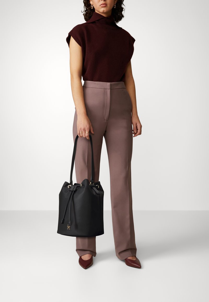 Tommy Hilfiger POPPY BUCKET - Handtasche - black/schwarz - Zalando.de