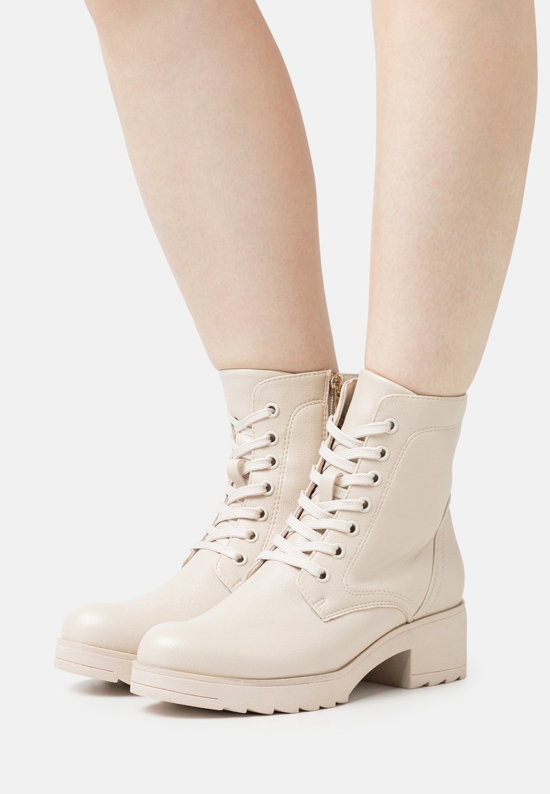 Marco Tozzi Platform ankle boots - cream/off-white - Zalando.ie