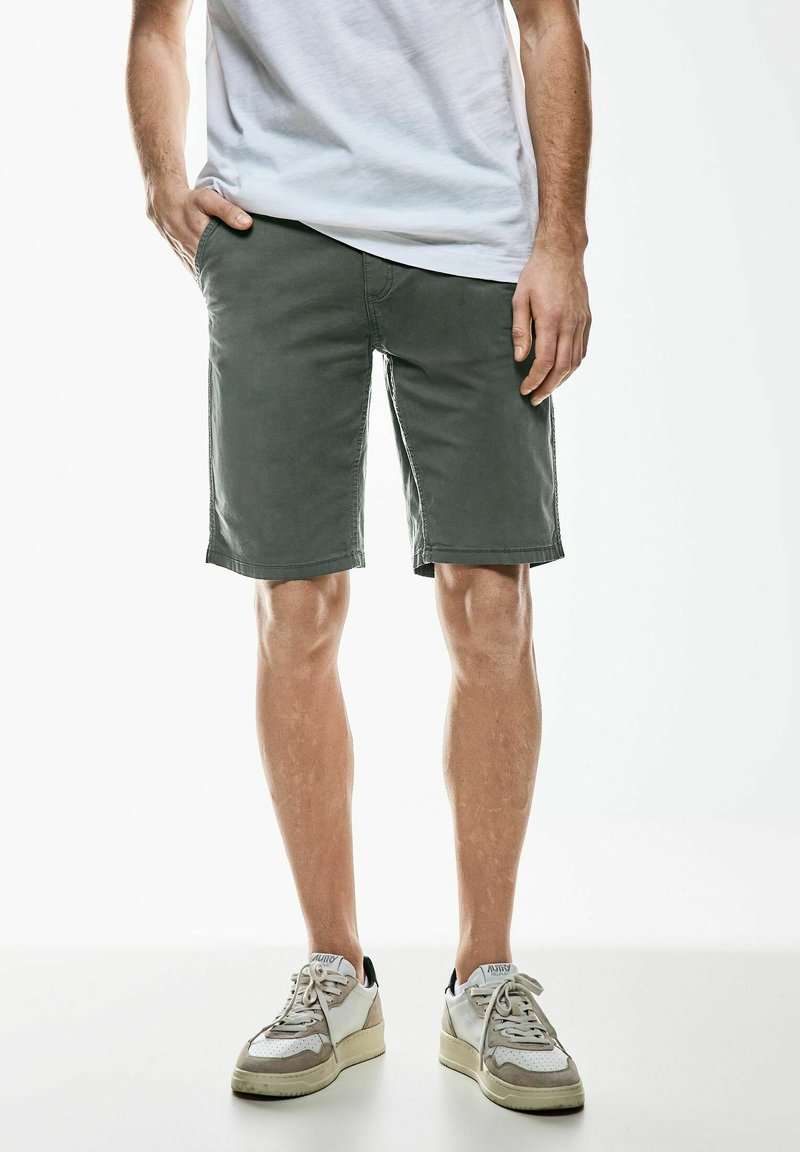 Street One MEN BASIC CHINO - Shorts - grün/dunkelgrün-meliert - Zalando.at