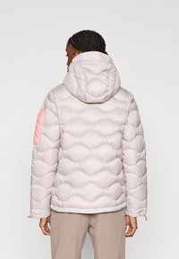 Peak Performance HELIUM UTILITY HOOD JACKET - Untuvatakki - misty ...