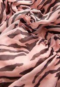 Next Robe longue - pink and black zebra print/rose - ZALANDO.FR