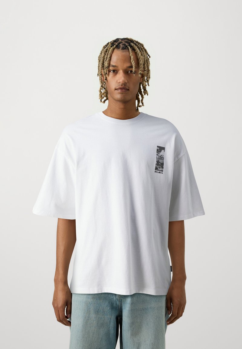 Jack & Jones JORCHARGE GRAPHIC TEE CREW NECK UNISEX - T-Shirt print ...