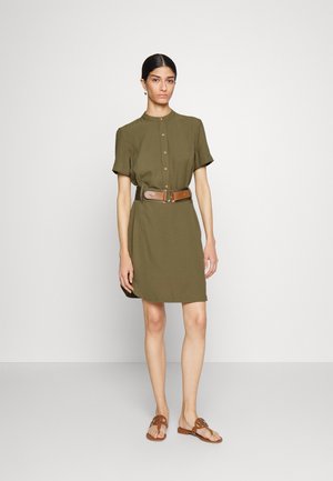 Lauren Ralph Lauren Petite TYCENDA SHORT SLEEVE DAY DRESS - Vestido camisero - refined navy/azul ...