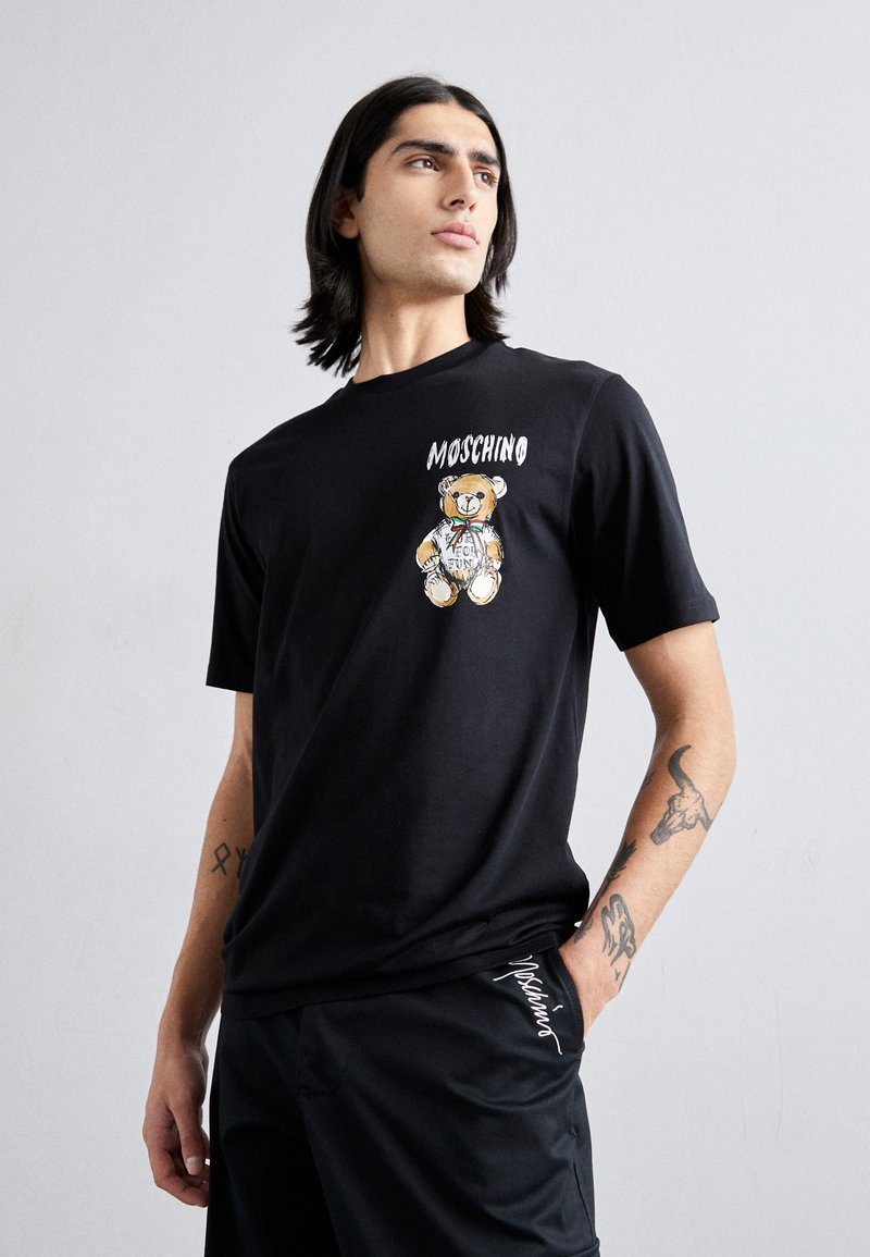 MOSCHINO T-Shirt print - fantasy black/schwarz - Zalando.de