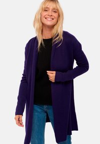 Mahogany PERLA - Cardigan - deep purple/purple - Zalando