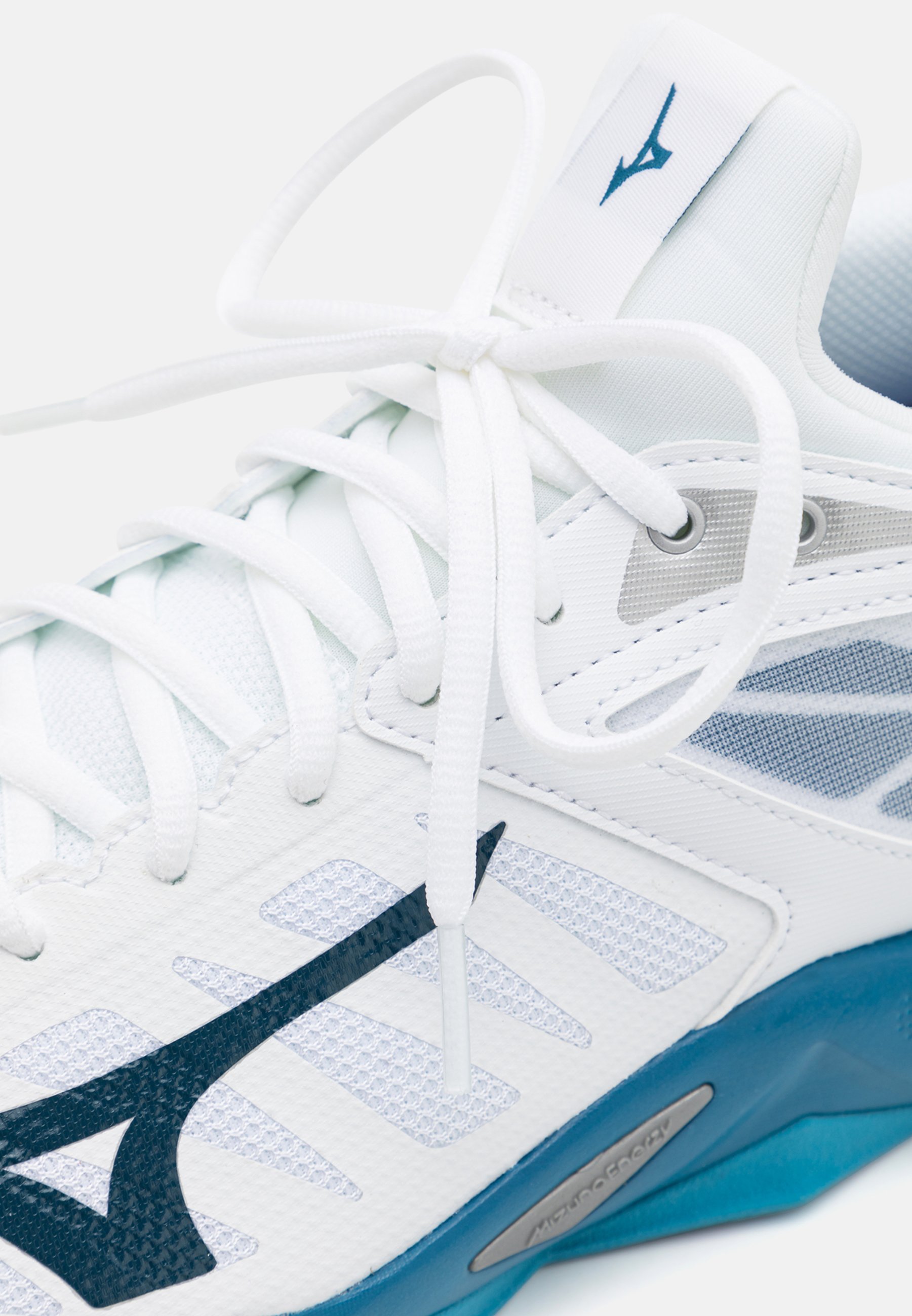 Mizuno volleyball shoes store