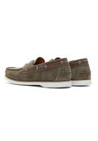 Derimod SUEDE BOAT SHOES - Chaussures bateau - khaki/kaki - ZALANDO.FR