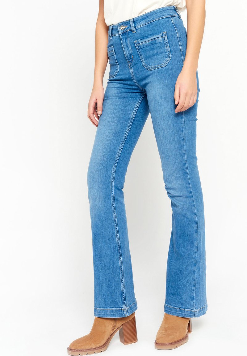 LolaLiza HIGH-WAISTED FLARED - Bootcut jeans - light blue/blue - Zalando.ie