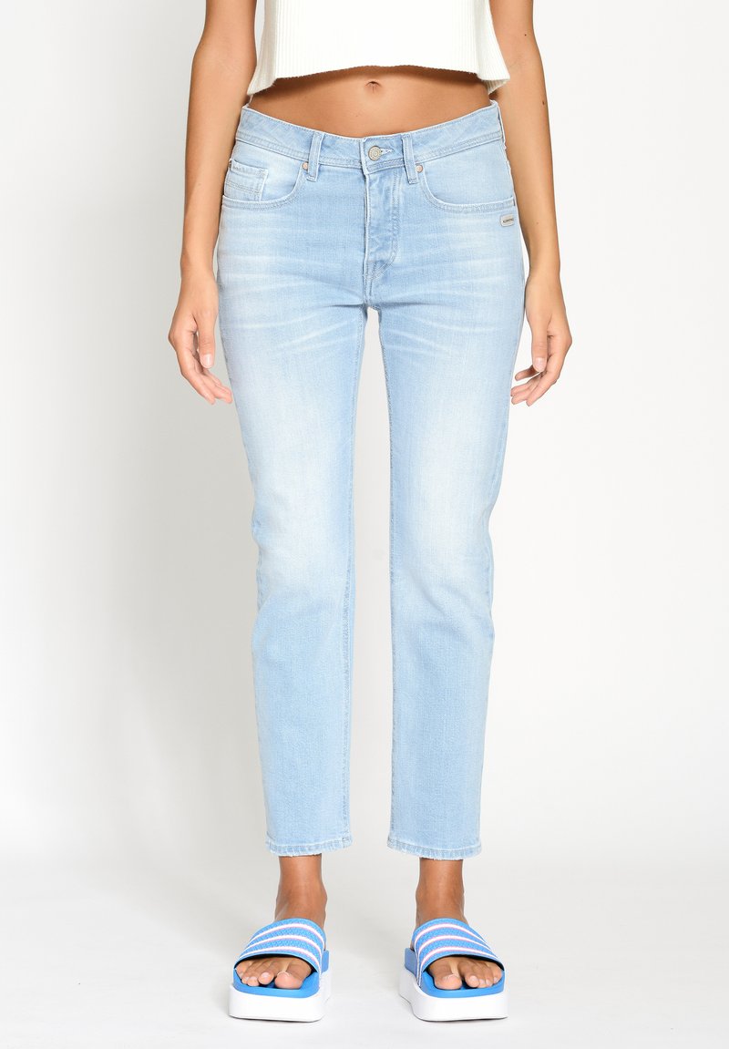 Gang BOYFRIEND NICA - Jeans Slim Fit - rocky lightblue/light-blue denim ...