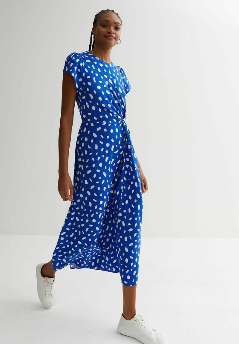 New Look Tall TALL ANIMAL PRINT KNOT SIDE - Robe de jour - blue pattern ...