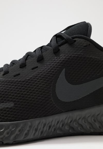 Nike Performance REVOLUTION 5 - Løbesko til landevejen - black ...