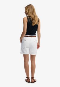 Superdry & Co Shorts - white - Zalando
