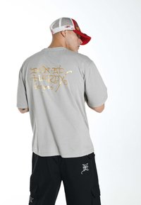 Ed Hardy NEW YORK CITY - Camiseta estampada - washed grey/gris - Zalando.es