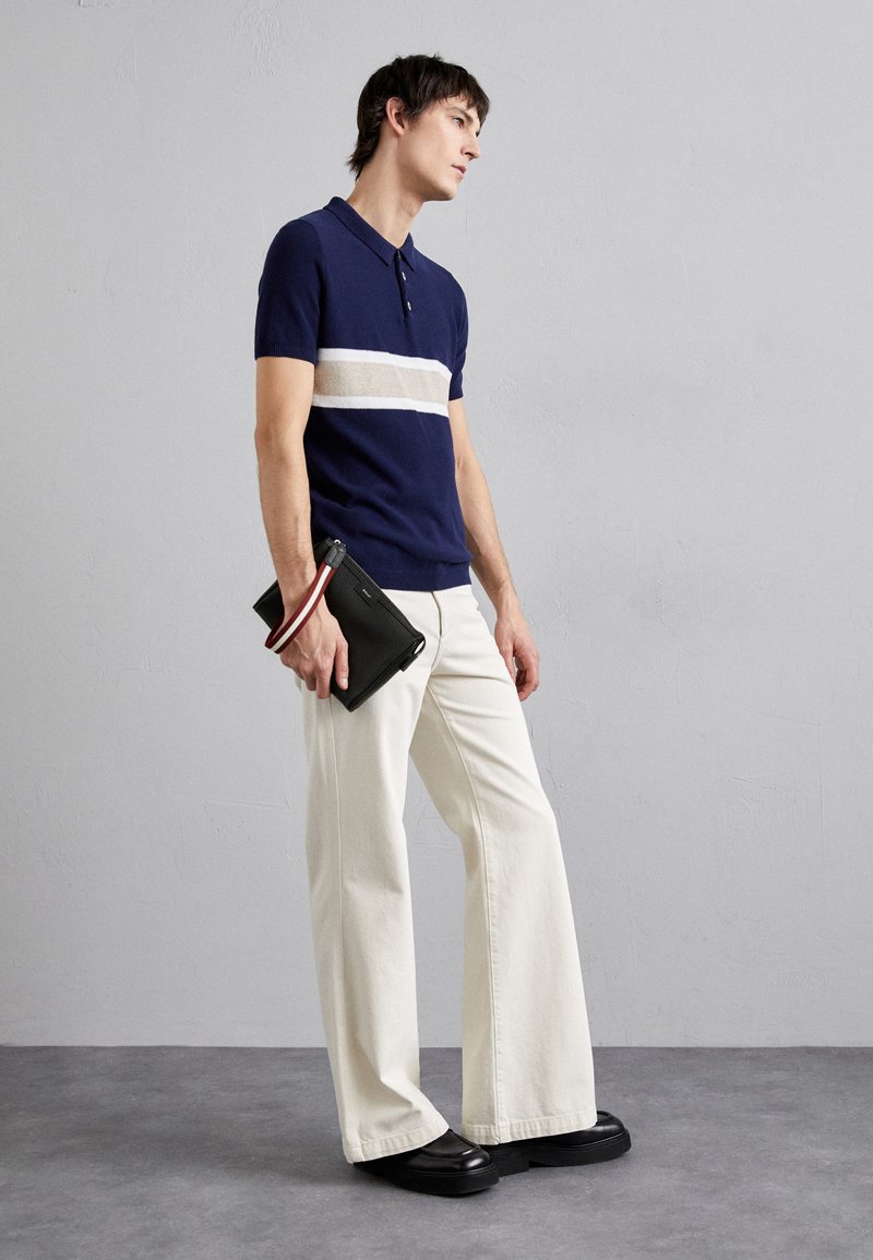 Bally CODE CLUTCH UNISEX - Handbag - black/palladio/black - Zalando.co.uk