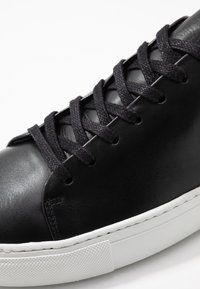 Sneaky Steve LESS - Sneaker low - black/schwarz - Zalando.ch