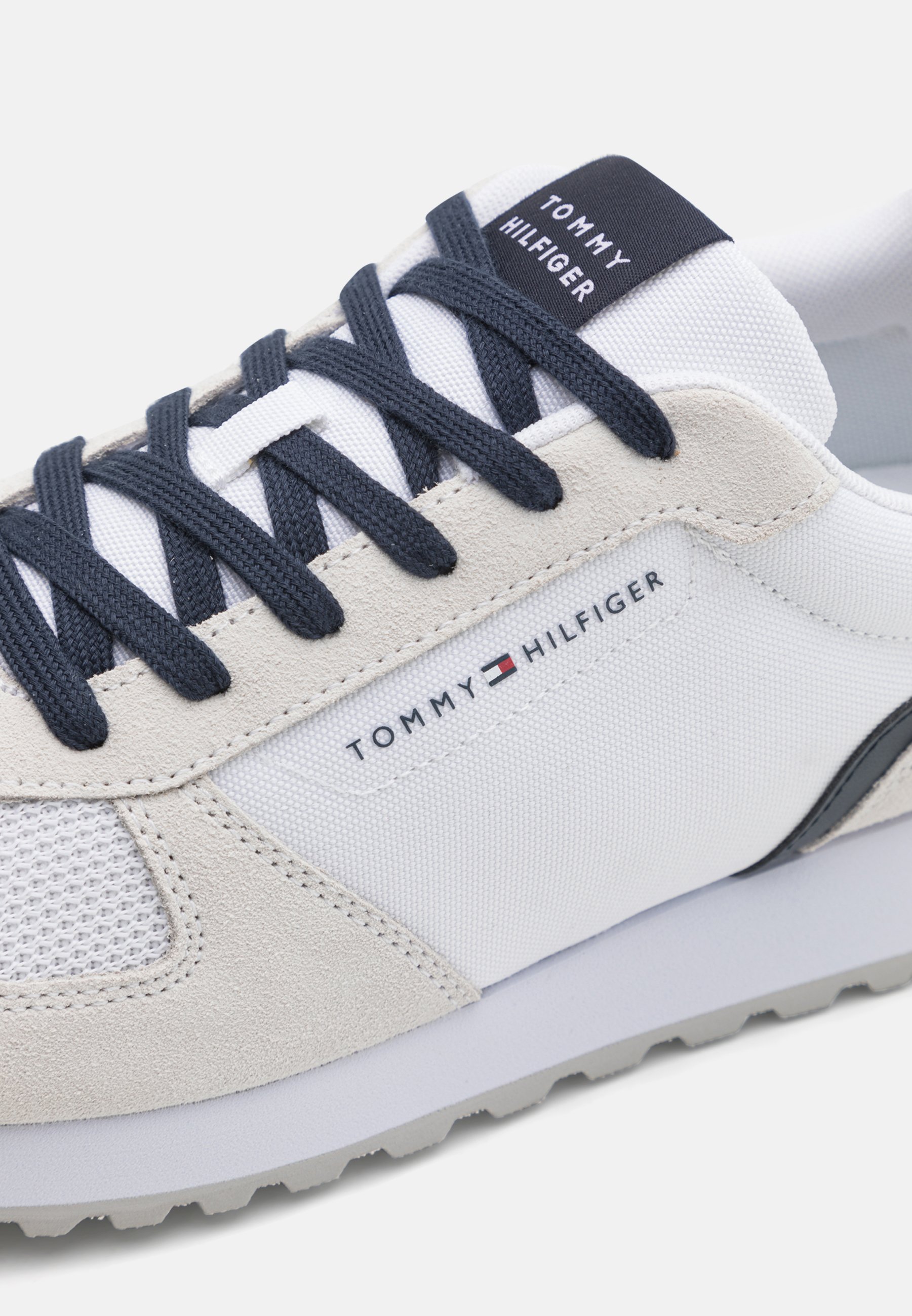 Tommy Hilfiger NEW RUNNER FLAG Sneaker low white weiB Zalando