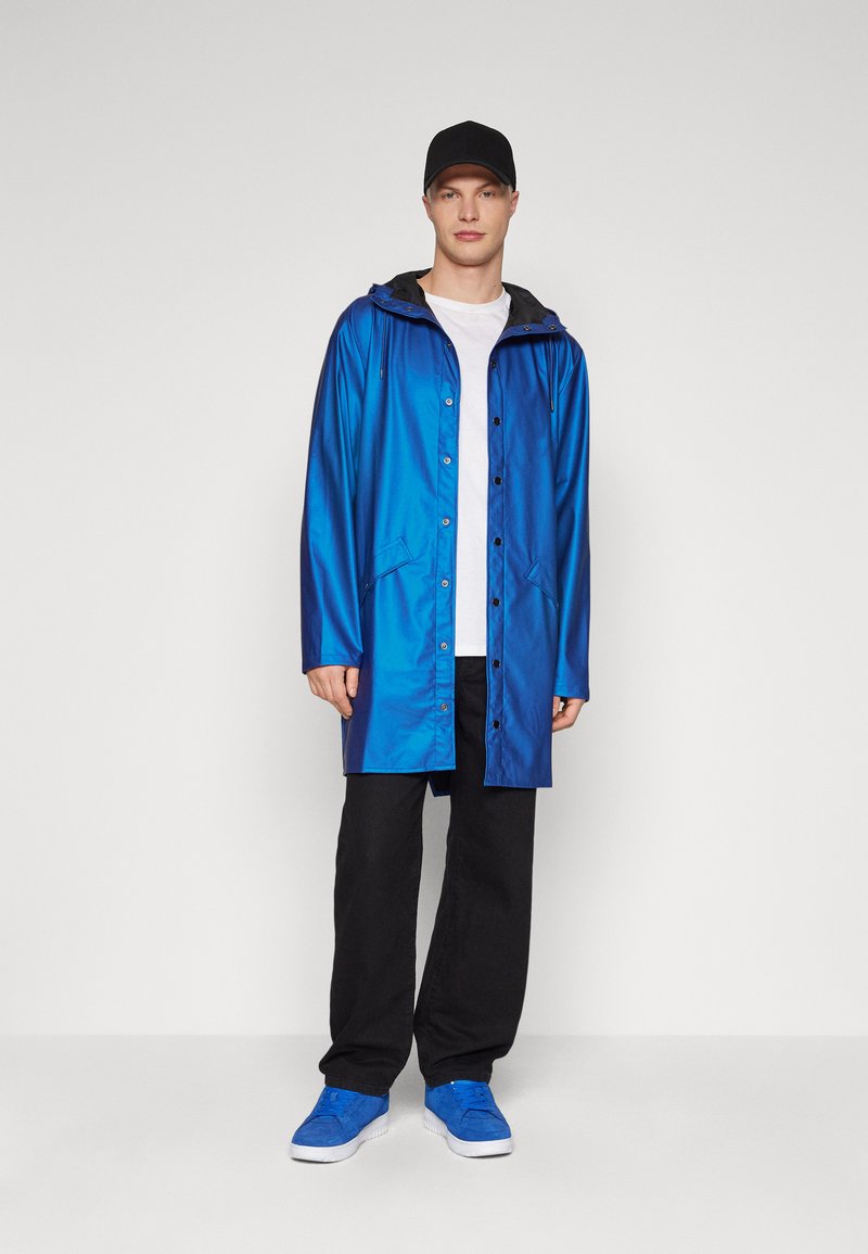 Rains LONG JACKET W3 UNISEX - Parkas - storm/metallicblå - Zalando.se