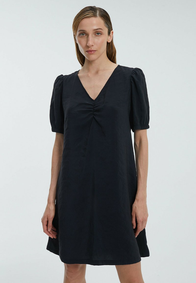 System Action MELFI CORTO CUELLO PICO - Day dress - black - Zalando System Action MELFI CORTO CUELLO PICO - Day dress - black - Zalando