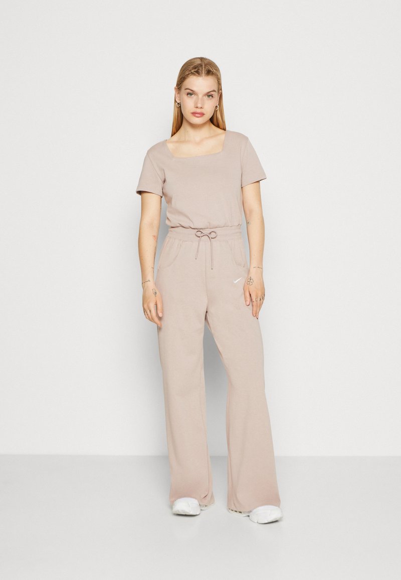 Nike Sportswear Mono - diffused taupe/white/beige - Zalando.es