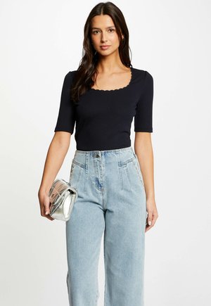 mbyM EMERA M - T-Shirt basic - black/schwarz - Zalando.at