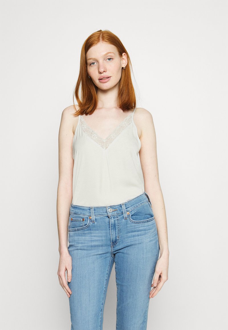 VILA VICAVA V NECK SINGLET - Top - cloud dancer/offwhite - Zalando.de