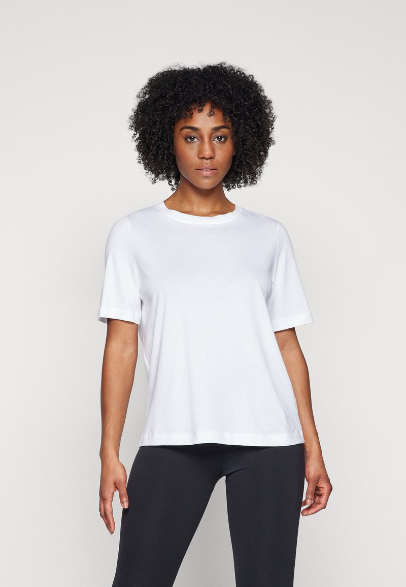 Sweaty Betty ESSENTIAL CREW NECK - Basic T-shirt - white - Zalando.co.uk