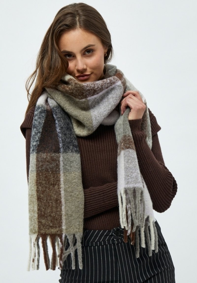 Minus MIMAKINA CHECK WOOL SCARF - Sjal / Tørklæder - pastel lilac ...