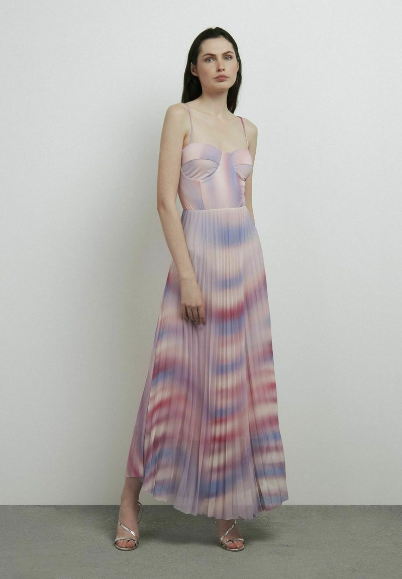 Conbipel Maxi dress - rosa chiaro/light pink - Zalando