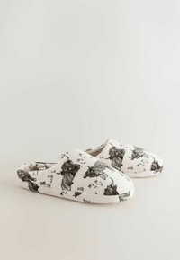 Next REGULAR FIT - HAMISH SKETCH PLUSH - Slippers - neutral/beige - Zalando