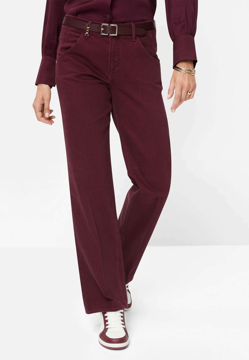 BRAX STYLE MAINE - Jeans Straight Leg - berry/bær - Zalando.dk