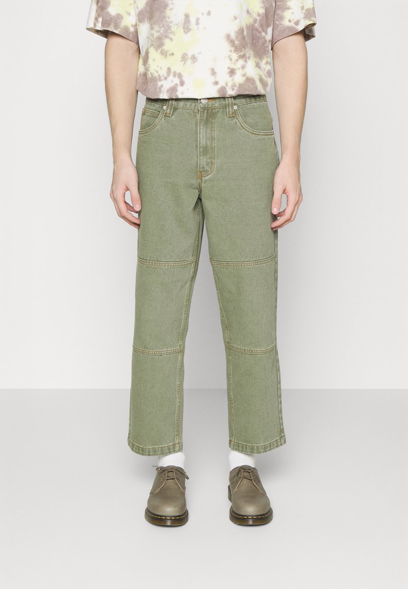Santa Cruz CLASSIC LABEL PANEL UNSEX - Jeans Relaxed Fit - sage/khaki ...