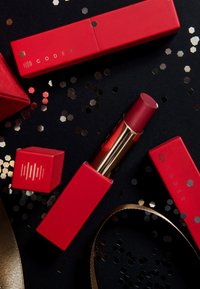 Code8 COLOUR BRILLIANCE LIMITED EDITION CREAM LIPSTICK - Lippenstift ...