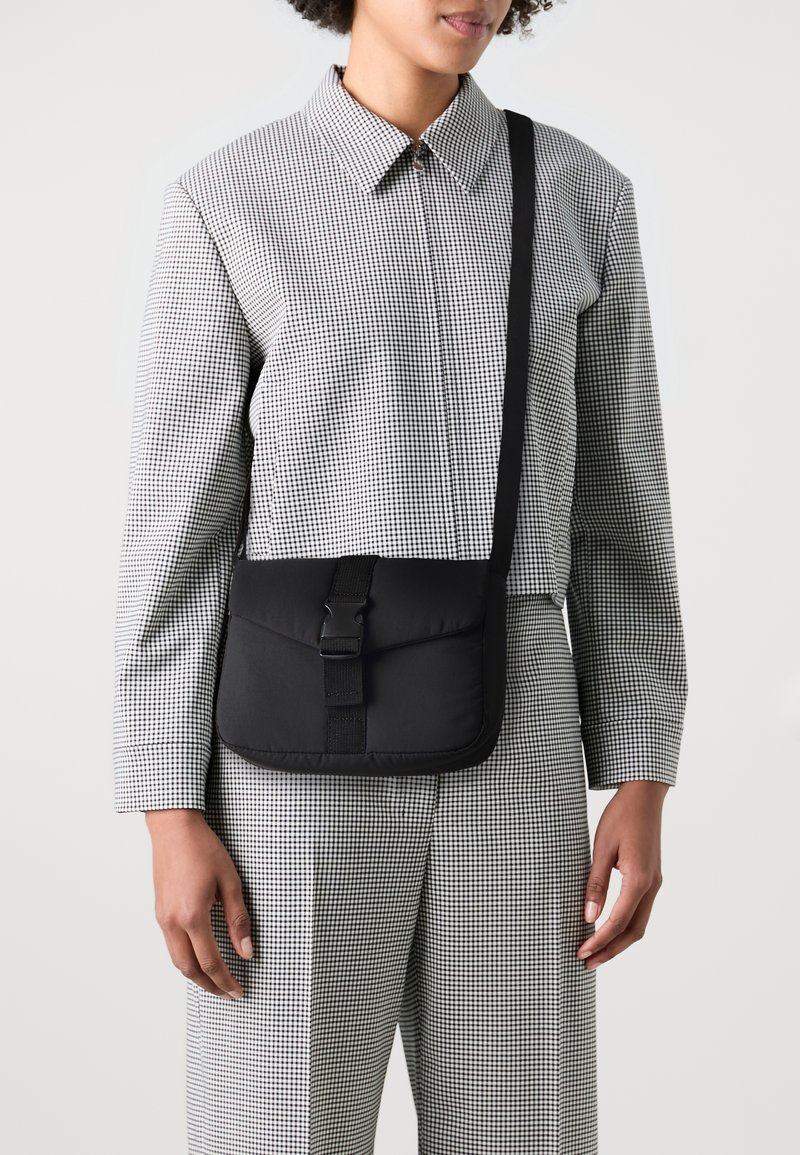 Even&Odd Across body bag - black - Zalando.co.uk