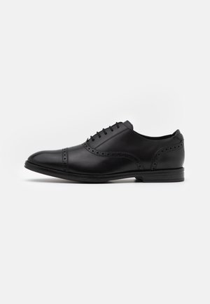 Clarks HOWARD CAP - Derbies - black/noir - ZALANDO.FR