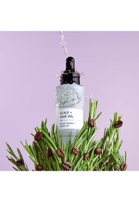 UpCircle SCALP + HAIR OIL WITH UPCYCLED BACURI BUTTER AND CASTOR OIL ...