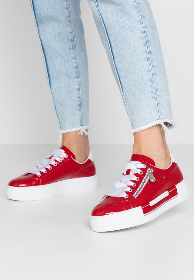 Rote Sneaker für Damen online kaufen | Mach's dir bequem | ZALANDO