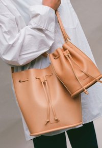 BALAGAN DLI MINI - Taška cez plece - natural/béžová - Zalando.sk