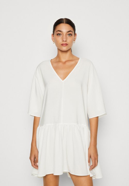 Weekday Klær, Sko & Accessories | Dameklær | Mote til damer på nett ...