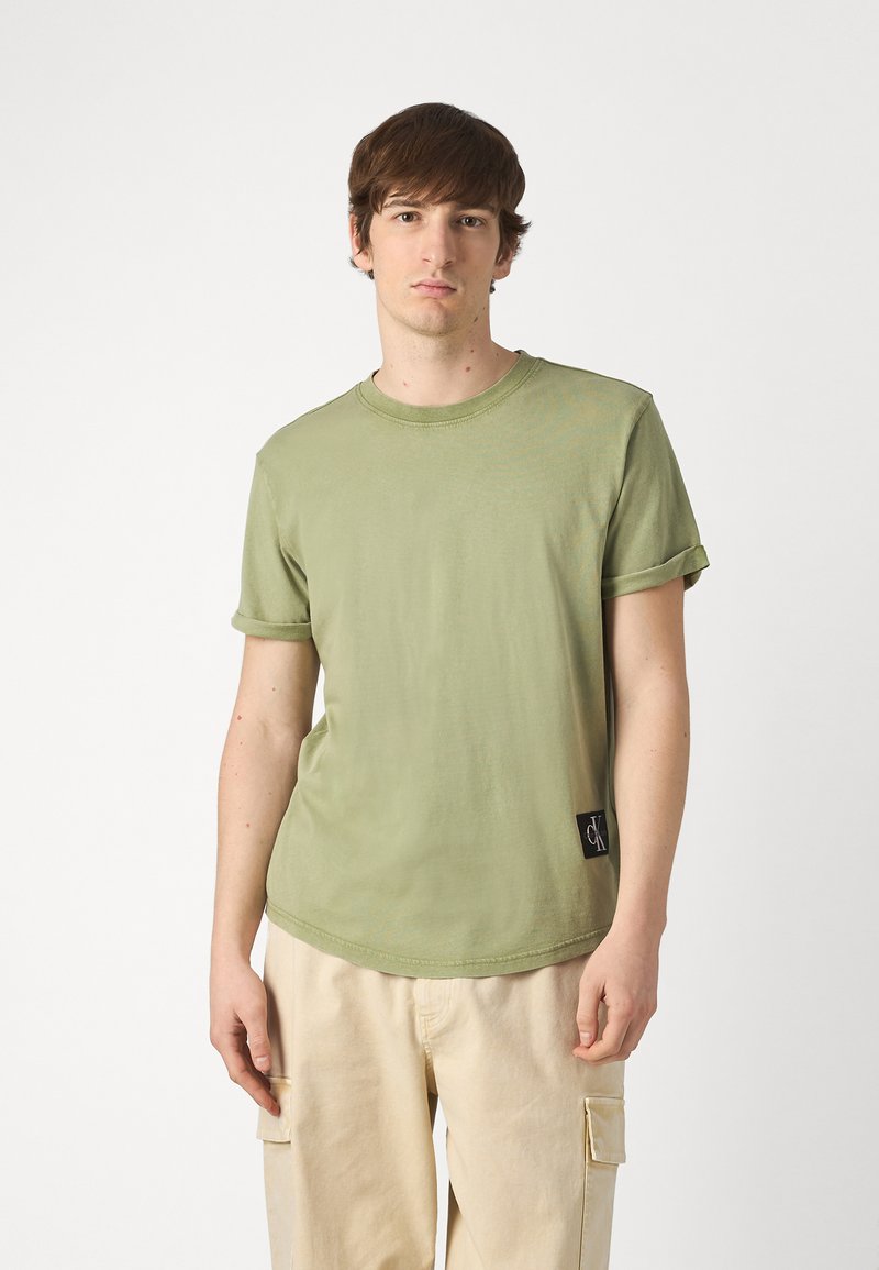 Calvin Klein Jeans WASHED MONOLOGO BADGE TEE - T-Shirt basic - dark ...