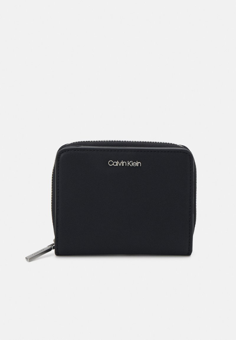 Calvin Klein MUST WALLET FLAP - Geldbörse - black/schwarz - Zalando.de