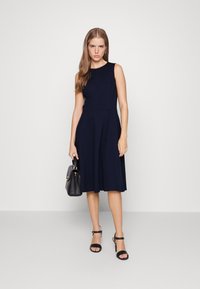 Lauren Ralph Lauren Petite CHARLEY - Jerseykleid - lighthouse navy/dunkelblau - Zalando.de