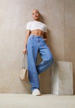 Calvin Klein Jeans 90S STRAIGHT - Jean droit - denim medium/denim bleu ...