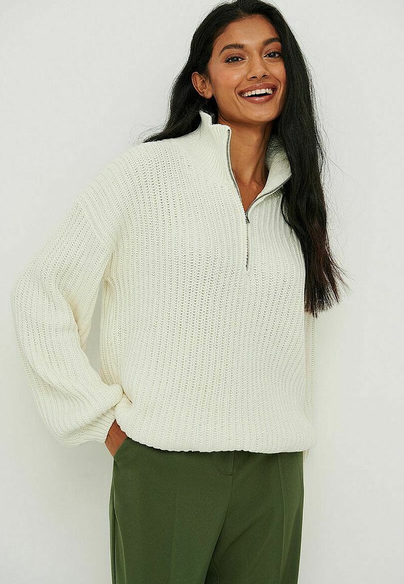 NA-KD Fleecepullover - off white/offwhite - Zalando.de