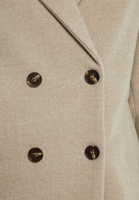 System Action ABRIGOS - Puspaltis - camel/kupranugario kailis - Zalando.lt