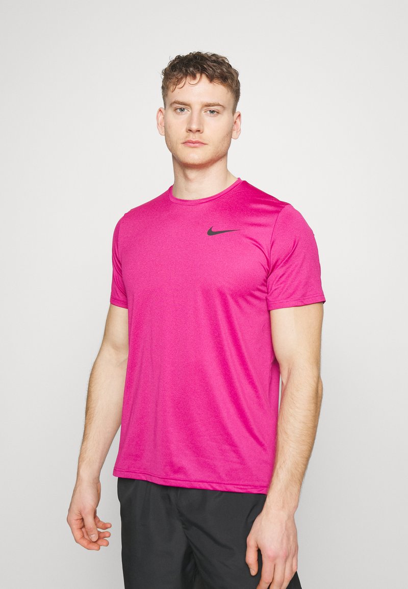 Nike Performance M Nk Top Ss Hpr Dry Sport T Shirt Dark Beetroot