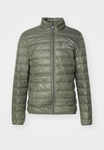 EA7 Emporio Armani JACKET - Chaqueta de snowboard - verde scuro/verde - Zalando.es