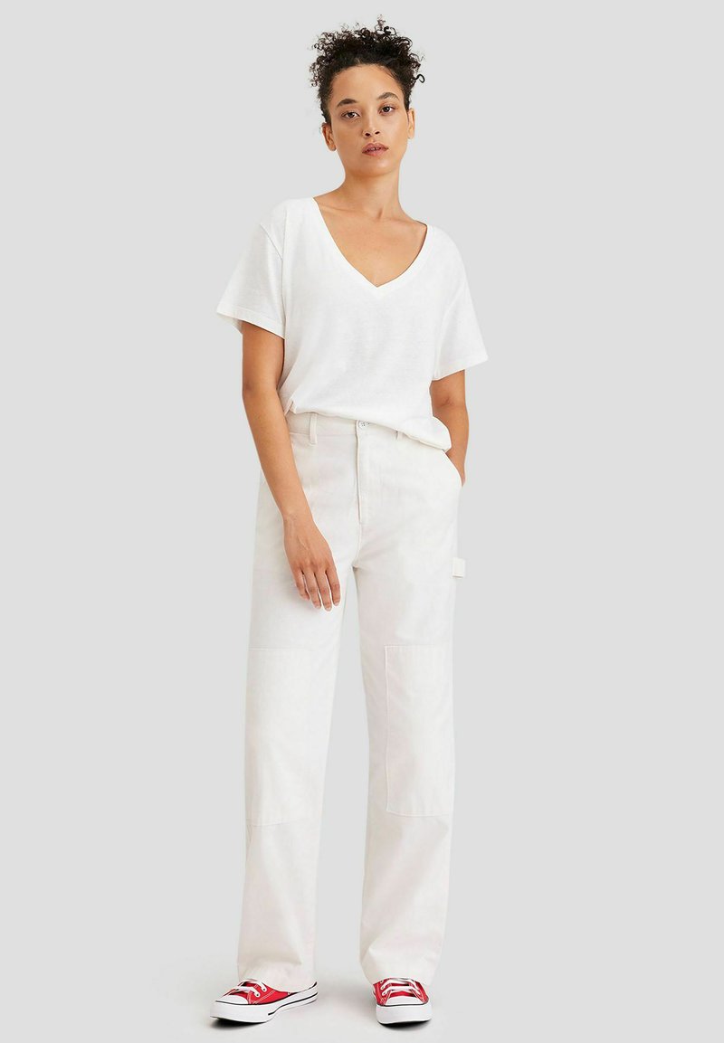 DOCKERS STRAIGHT FIT CARPENTER - Stoffhose - lucent white white/weiß ...