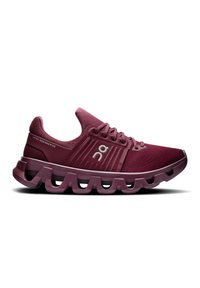 On CLOUDSWIFT 4 AD - Walking trainers - maroon maroon/red - Zalando