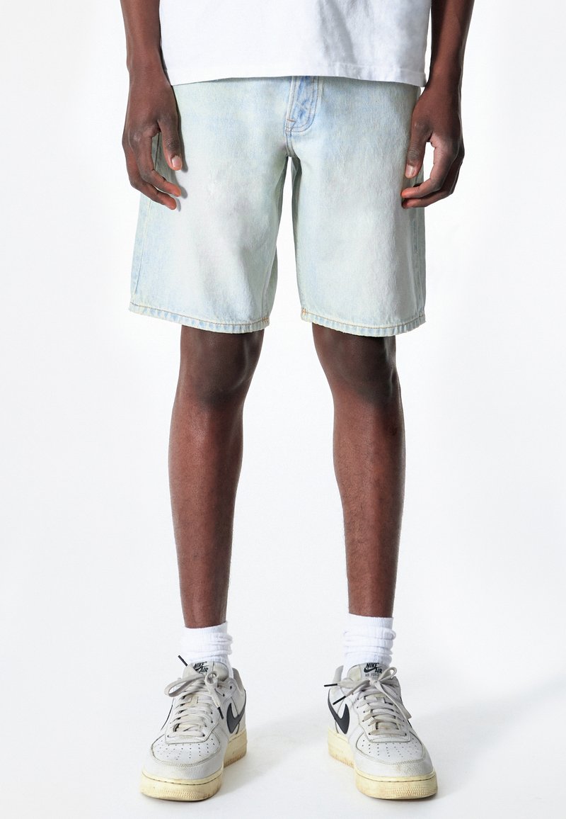 Dr.Denim DASH - Jeans Shorts - drift superlight worn/light-blue denim ...