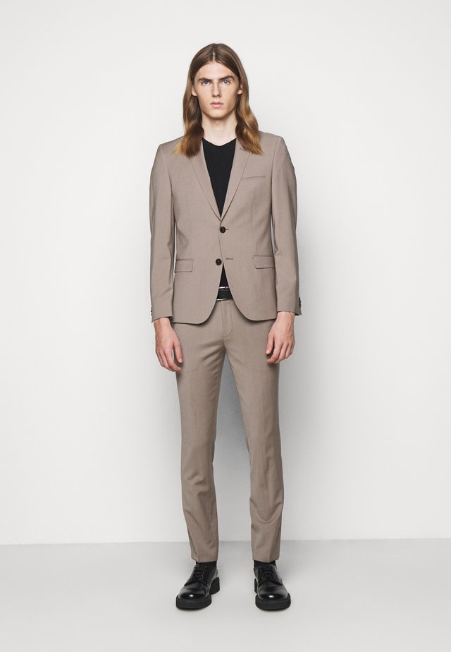 Beige Anzug Kombinationen für Herren | ZALANDO